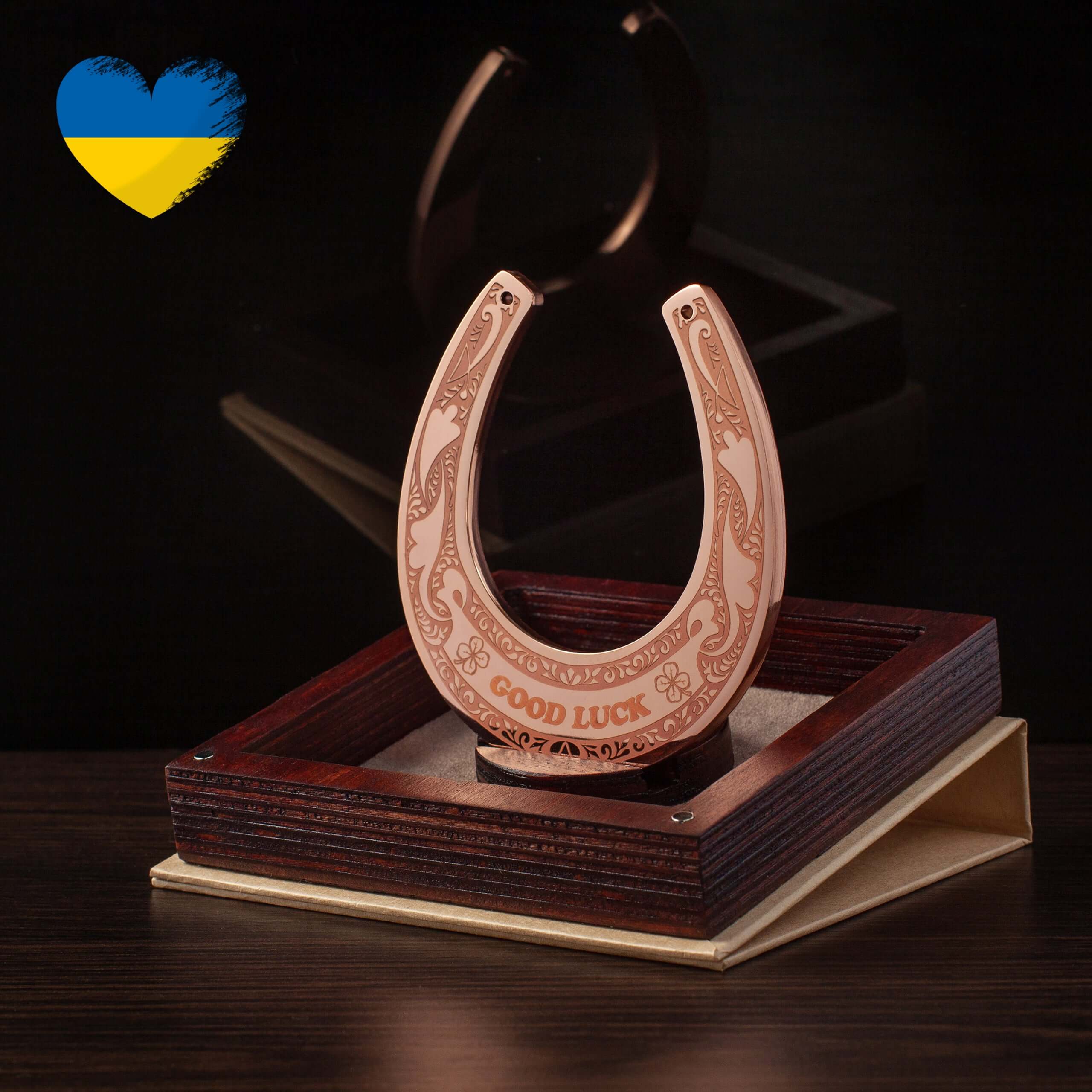 Lucky Charms: Copper Horseshoe Decor – Copper Age